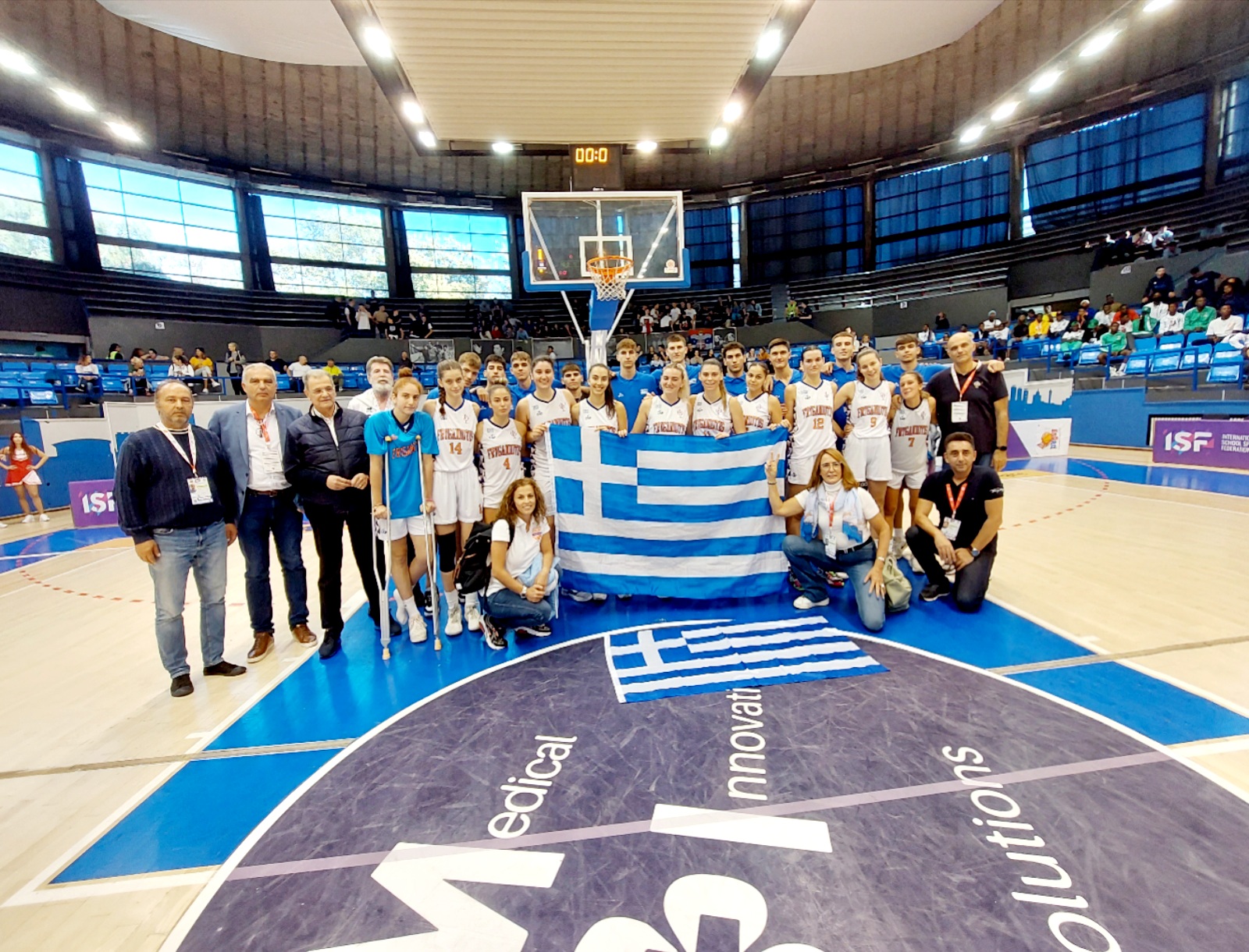 Το ασημένο μετάλλιο κατέκτησαν οι Ελληνίδες μαθήτριες στο Παγκόσμιο ...