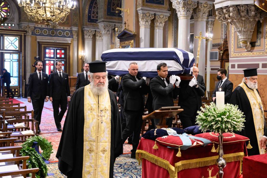 Κηδεία τέως βασιλιά Κωνσταντίνου: Τα παιδιά και τα εγγόνια του θα ...