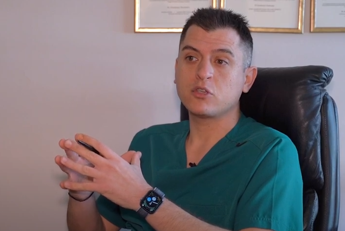 Η πρώτη επίσκεψη στον γυναικολόγο: Ο Γ. Παναγάκης μιλά στο Infokids.gr