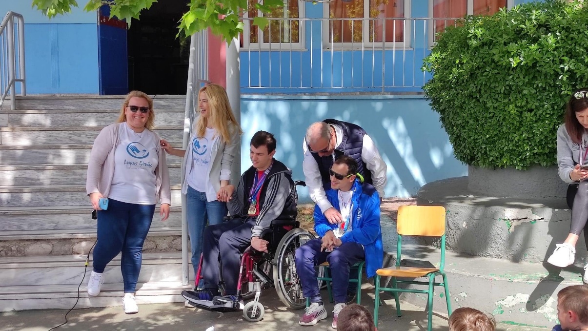 Μαθητές του 1ου Δημοτικού Ψυχικού στο Zero Discrimination Run ΟΑΚΑ
